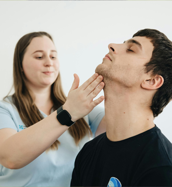 What Are the Symptoms of a Misaligned Neck - Sanderstead